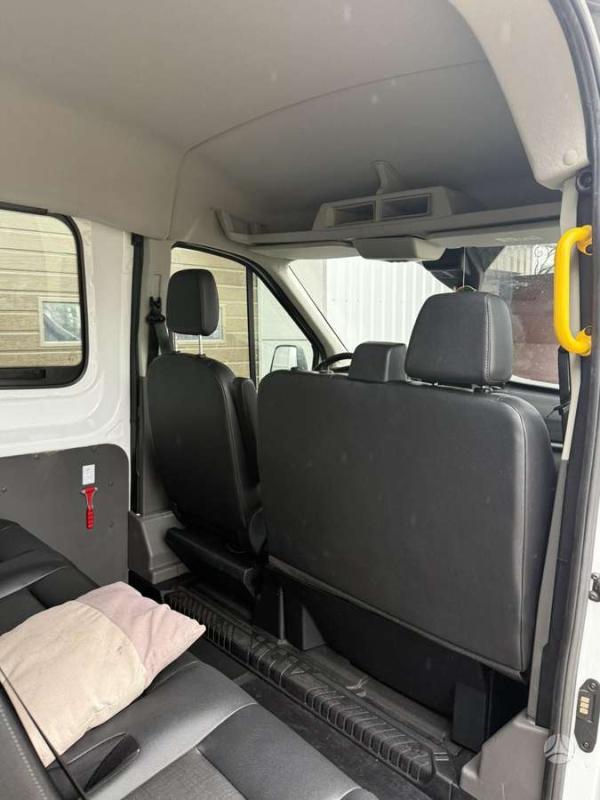 Ford Transit 2020 Pasvalys vietnē Balts Ford Transit 2020 Pasvalys, ar dzinēja tilpumu 2.00 L un nobraukumu 178 tūkst. km par 15900 €, foto 10 vietnē AUTOMOTO.COM.LV