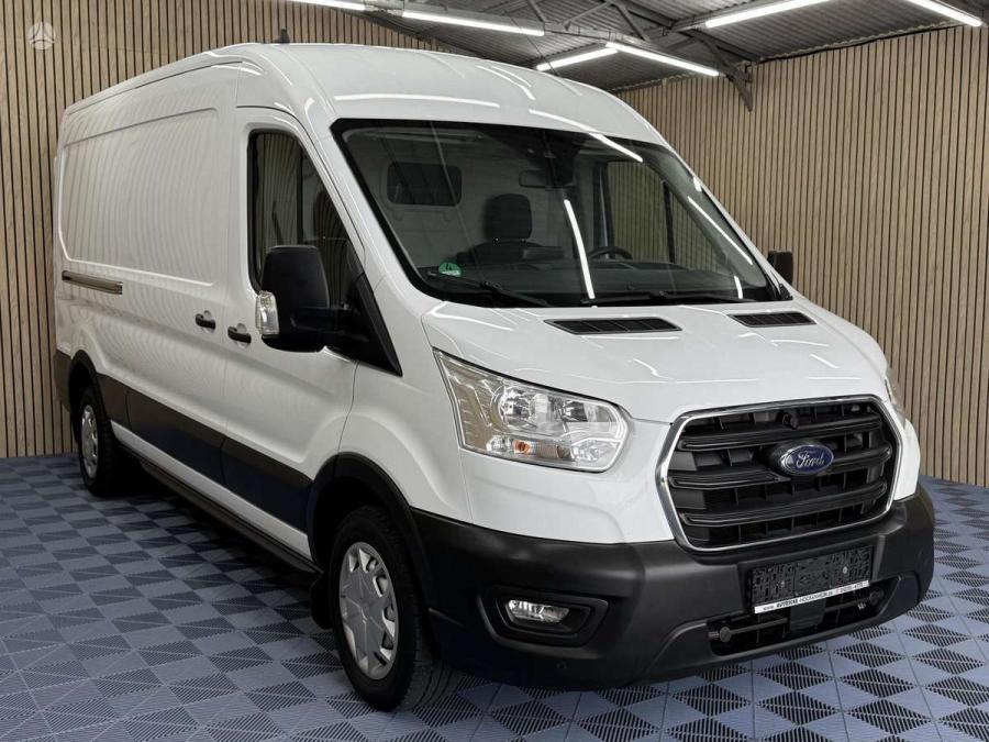 Balts Ford Transit 2020 Marijampole, ar dzinēja tilpumu 2.00 L un nobraukumu 299 tūkst. km par 12200 €, foto 1 vietnē AUTOMOTO.COM.LV