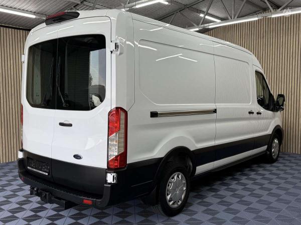 Balts Ford Transit 2020 Marijampole, ar dzinēja tilpumu 2.00 L un nobraukumu 299 tūkst. km par 12200 €, foto 8 vietnē AUTOMOTO.COM.LV