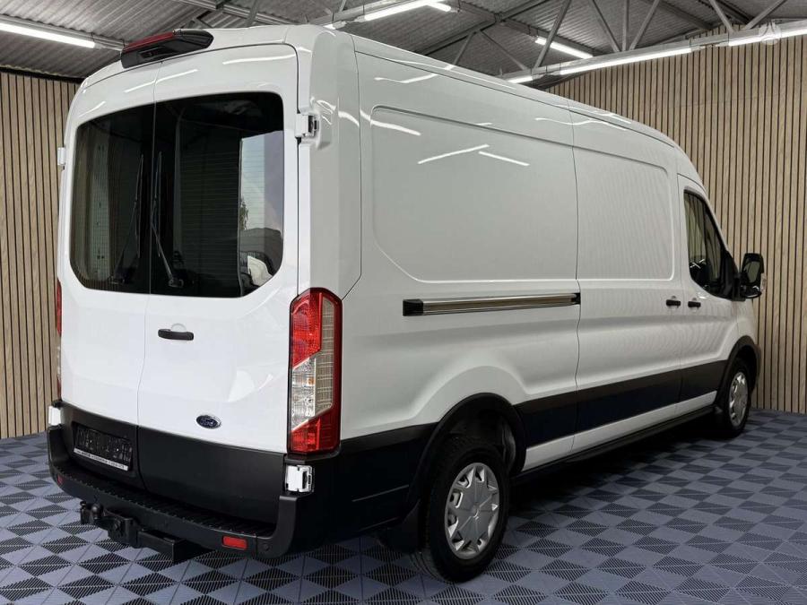 Balts Ford Transit 2020 Marijampole, ar dzinēja tilpumu 2.00 L un nobraukumu 299 tūkst. km par 12200 €, foto 8 vietnē AUTOMOTO.COM.LV