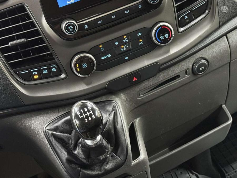 Balts Ford Transit 2020 Marijampole, ar dzinēja tilpumu 2.00 L un nobraukumu 299 tūkst. km par 12200 €, foto 21 vietnē AUTOMOTO.COM.LV