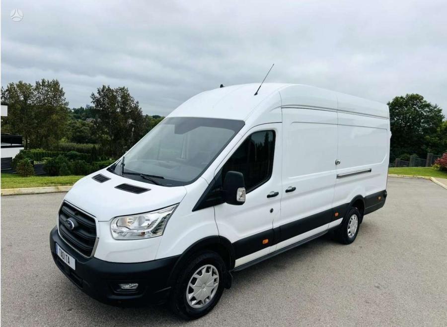White Ford Transit 2020 in Taurage, with an engine capacity of 2.00 L and mileage of 90 thousand km for 16900 €, photo 3 on AUTOMOTO.COM.LV