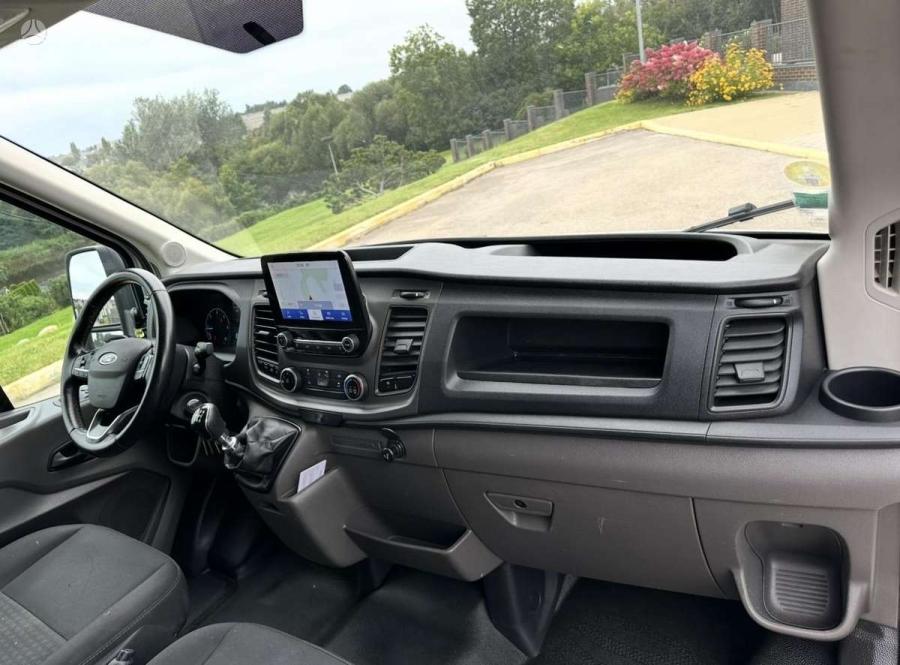 White Ford Transit 2020 in Taurage, with an engine capacity of 2.00 L and mileage of 90 thousand km for 16900 €, photo 20 on AUTOMOTO.COM.LV