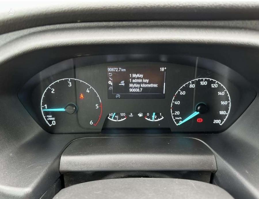 White Ford Transit 2020 in Taurage, with an engine capacity of 2.00 L and mileage of 90 thousand km for 16900 €, photo 23 on AUTOMOTO.COM.LV