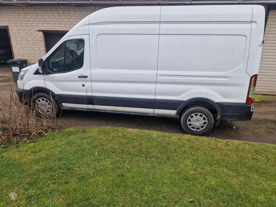 White Ford Transit 2021 in Kedainiai, with an engine capacity of 2.00 L and mileage of 187 thousand km for 16335 €, photo 8 on AUTOMOTO.COM.LV