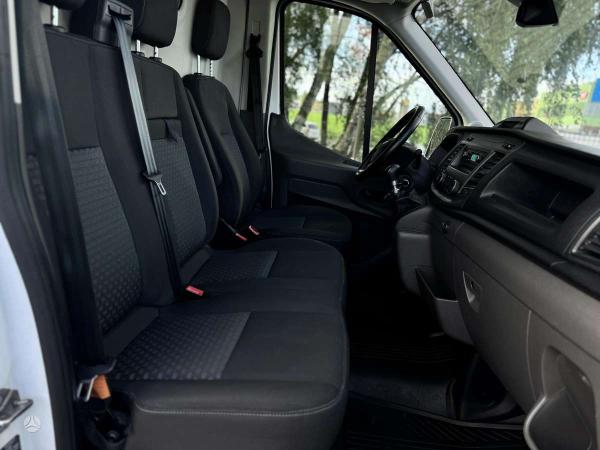 Balts Ford Transit 2021 Viļņa, ar dzinēja tilpumu 2.00 L un nobraukumu 69 tūkst. km par 23950 €, foto 9 vietnē AUTOMOTO.COM.LV