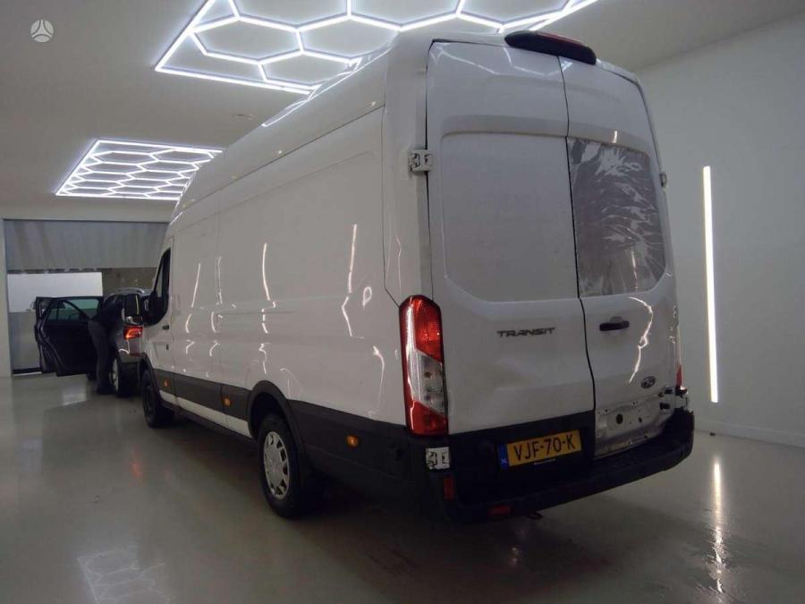 White Ford Transit 2021 in Vilnius, with an engine capacity of 2.00 L and mileage of 82 thousand km for 16490 €, photo 10 on AUTOMOTO.COM.LV