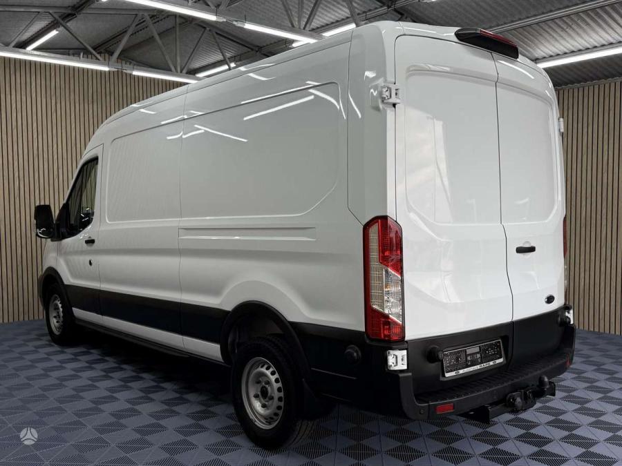 White Ford Transit 2021 in Marijampole, with an engine capacity of 2.00 L and mileage of 223 thousand km for 12200 €, photo 6 on AUTOMOTO.COM.LV