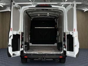 White Ford Transit 2021 in Marijampole, with an engine capacity of 2.00 L and mileage of 223 thousand km for 12200 €, photo 9 on AUTOMOTO.COM.LV