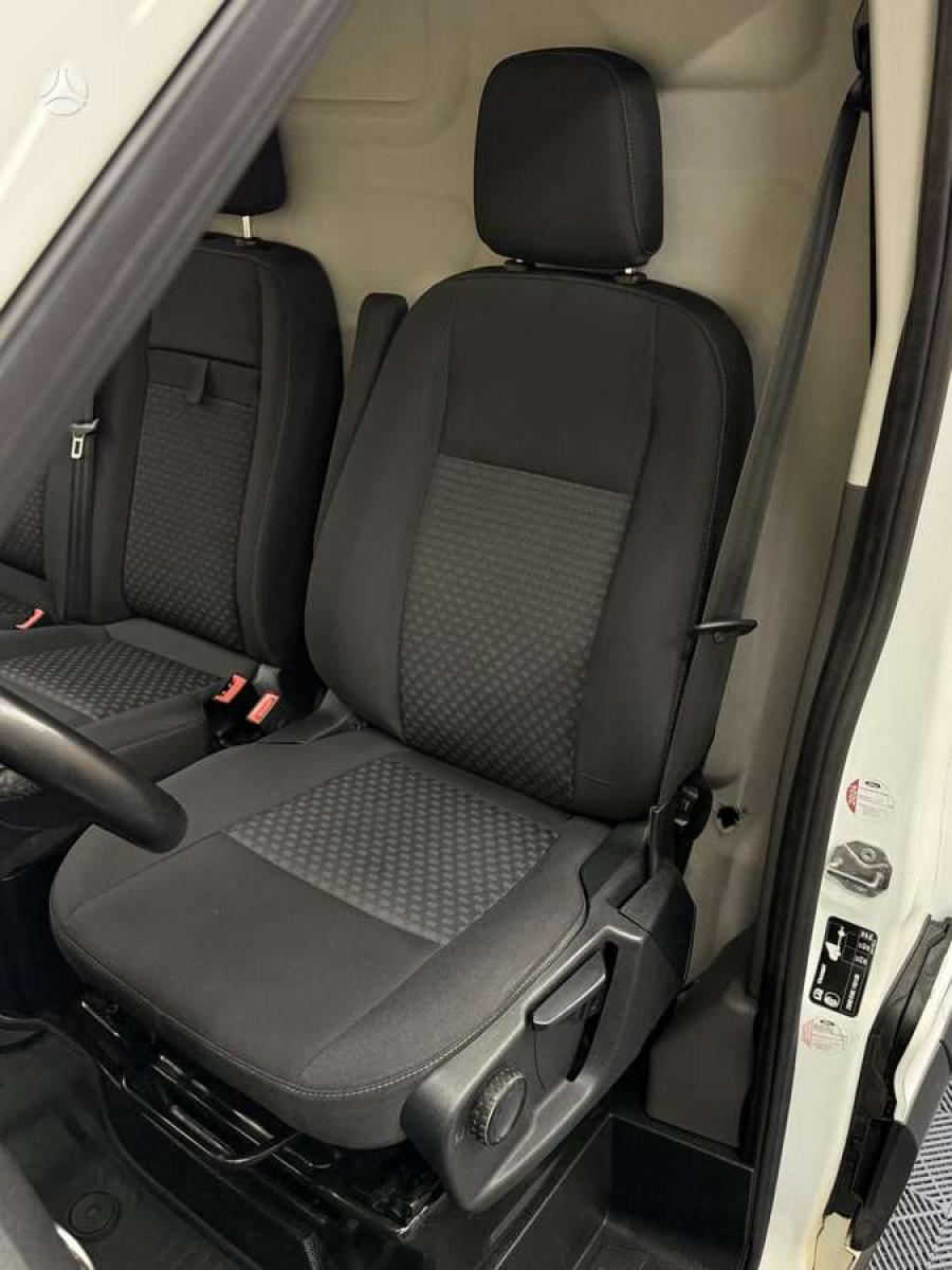 White Ford Transit 2021 in Marijampole, with an engine capacity of 2.00 L and mileage of 223 thousand km for 12200 €, photo 12 on AUTOMOTO.COM.LV