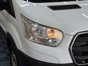 White Ford Transit 2021 in Marijampole, with an engine capacity of 2.00 L and mileage of 223 thousand km for 12200 €, photo 20 on AUTOMOTO.COM.LV