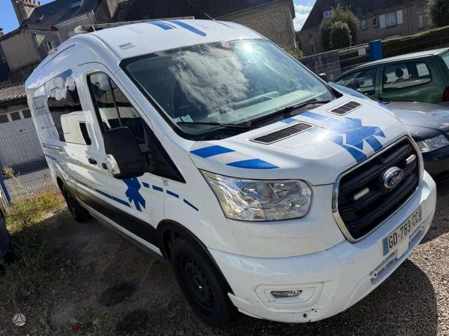 White Ford Transit 2021 in Taurage, with an engine capacity of 2.00 L and mileage of 205 thousand km for 8500 €, photo 3 on AUTOMOTO.COM.LV