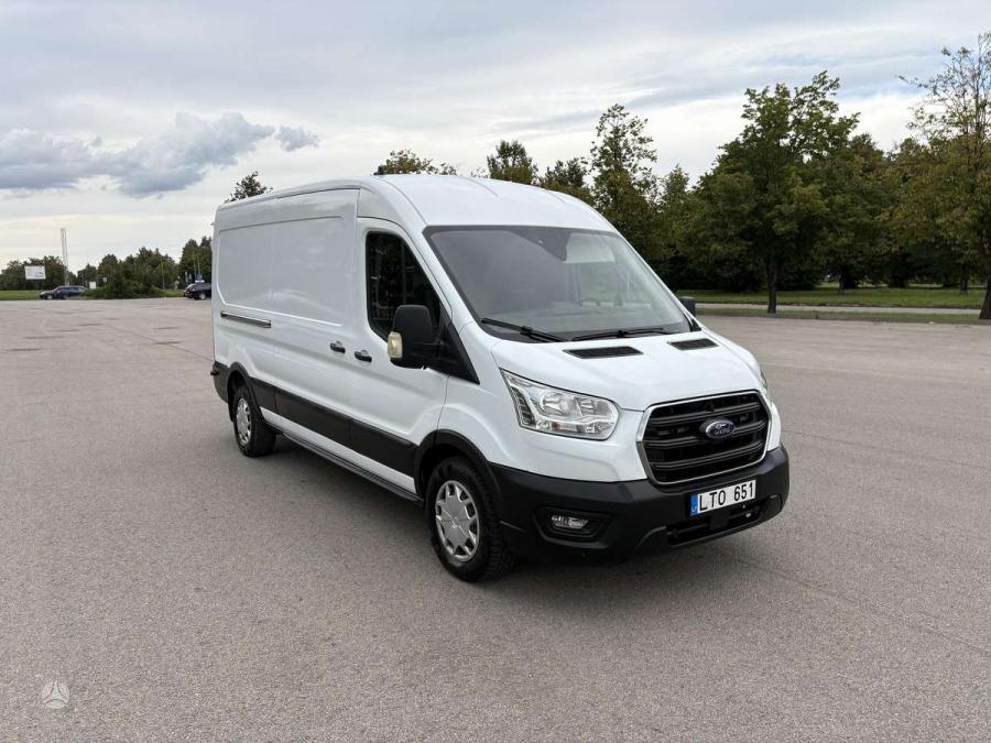 White Ford Transit 2021 in Alytus, with an engine capacity of 2.00 L and mileage of 155 thousand km for 13310 €, photo 1 on AUTOMOTO.COM.LV