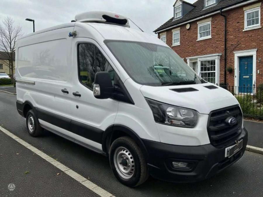 White Ford Transit 2022 in Kaunas, with an engine capacity of 2.00 L and mileage of 301 thousand km for 15900 €, photo 1 on AUTOMOTO.COM.LV