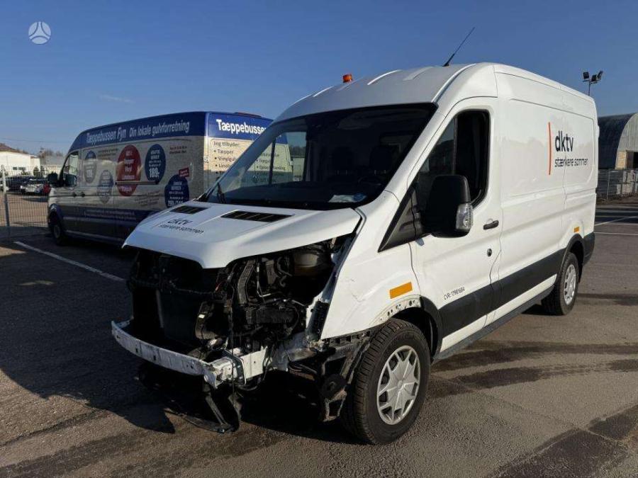 Balts Ford Transit 2022 Radviliškis, ar dzinēja tilpumu 2.00 L un nobraukumu 107 tūkst. km par 9619 €, foto 4 vietnē AUTOMOTO.COM.LV