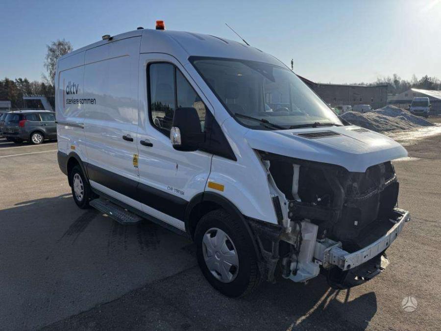 Balts Ford Transit 2022 Radviliškis, ar dzinēja tilpumu 2.00 L un nobraukumu 107 tūkst. km par 9619 €, foto 7 vietnē AUTOMOTO.COM.LV