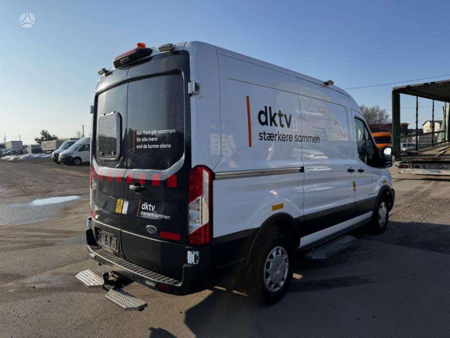 Balts Ford Transit 2022 Radviliškis, ar dzinēja tilpumu 2.00 L un nobraukumu 107 tūkst. km par 9619 €, foto 8 vietnē AUTOMOTO.COM.LV