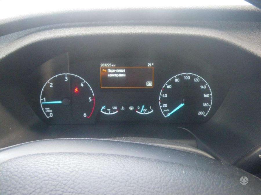 White Ford Transit 2022 in Anyksciai, with an engine capacity of 2.00 L and mileage of 263 thousand km for 6050 €, photo 4 on AUTOMOTO.COM.LV