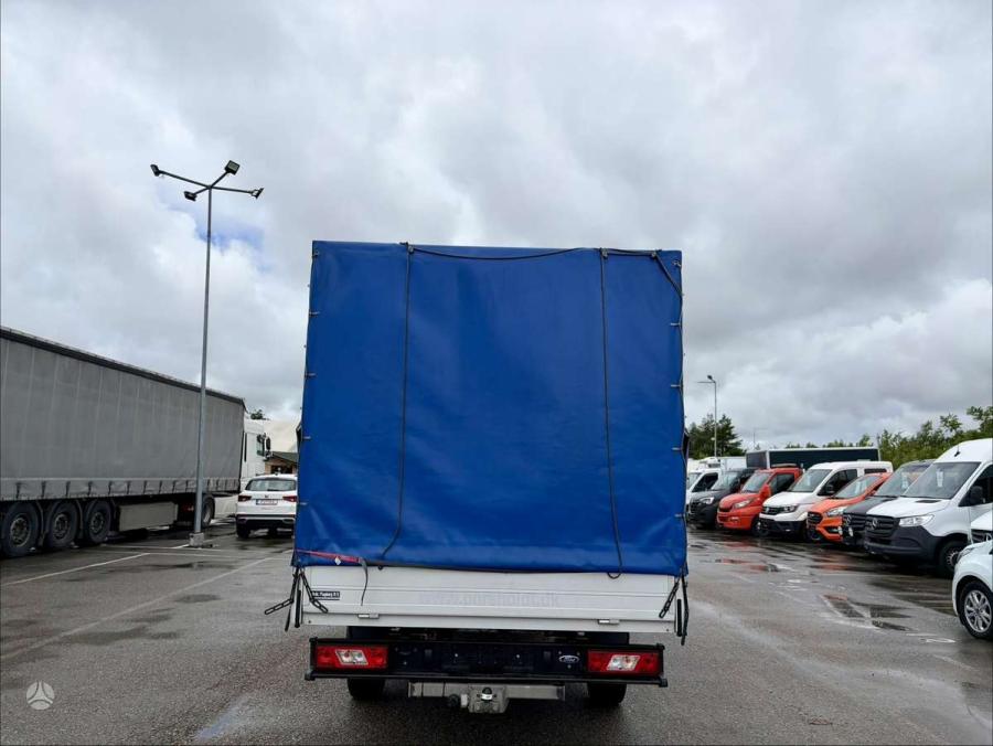 Balts Ford Transit 2022 Viļņa, ar dzinēja tilpumu 0.00 L un nobraukumu 228 tūkst. km par 19900 €, foto 8 vietnē AUTOMOTO.COM.LV