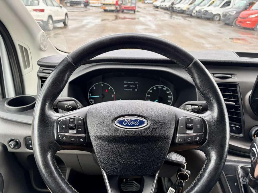 Balts Ford Transit 2022 Viļņa, ar dzinēja tilpumu 0.00 L un nobraukumu 228 tūkst. km par 19900 €, foto 22 vietnē AUTOMOTO.COM.LV