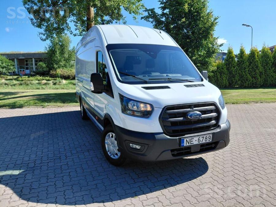 White Ford Transit 2022 in Valmiera, with an engine capacity of 2.00 L and mileage of 228 thousand km for 18150 €, photo 1 on AUTOMOTO.COM.LV