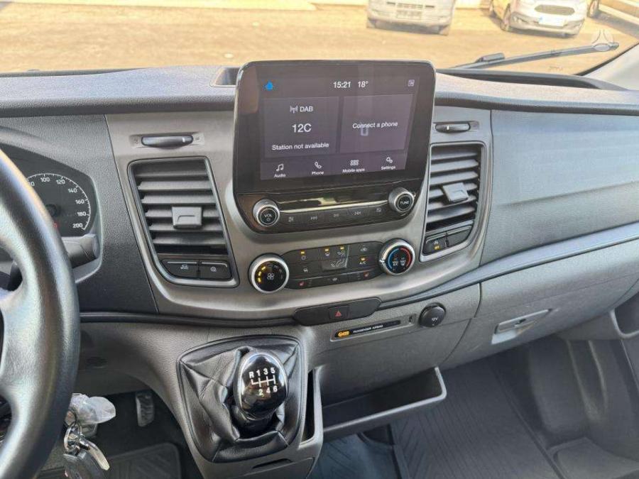 White Ford Transit 2022 in Radviliskis, with an engine capacity of 2.00 L and mileage of 92 thousand km for 27769 €, photo 16 on AUTOMOTO.COM.LV