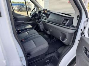White Ford Transit 2022 in Radviliskis, with an engine capacity of 2.00 L and mileage of 92 thousand km for 27769 €, photo 20 on AUTOMOTO.COM.LV