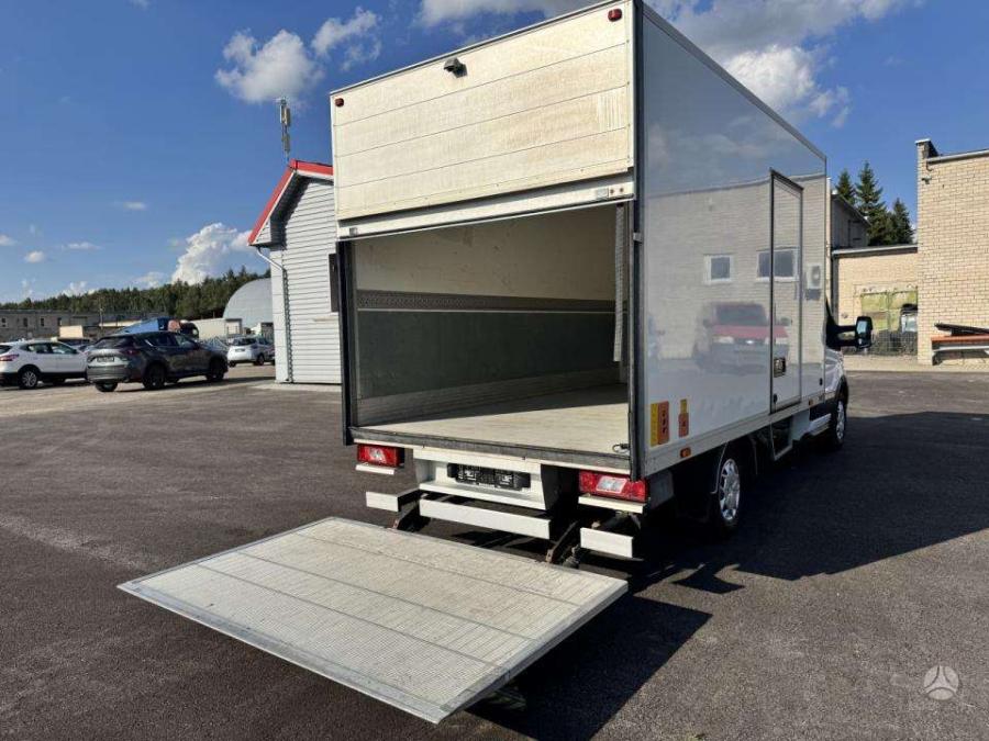 White Ford Transit 2022 in Radviliskis, with an engine capacity of 2.00 L and mileage of 92 thousand km for 27769 €, photo 22 on AUTOMOTO.COM.LV