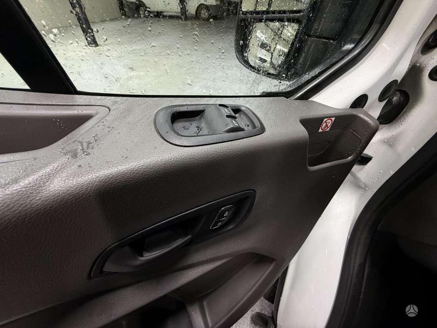 Balts Ford Transit 2022 Klaipėda, ar dzinēja tilpumu 2.00 L un nobraukumu 190 tūkst. km par 17900 €, foto 9 vietnē AUTOMOTO.COM.LV