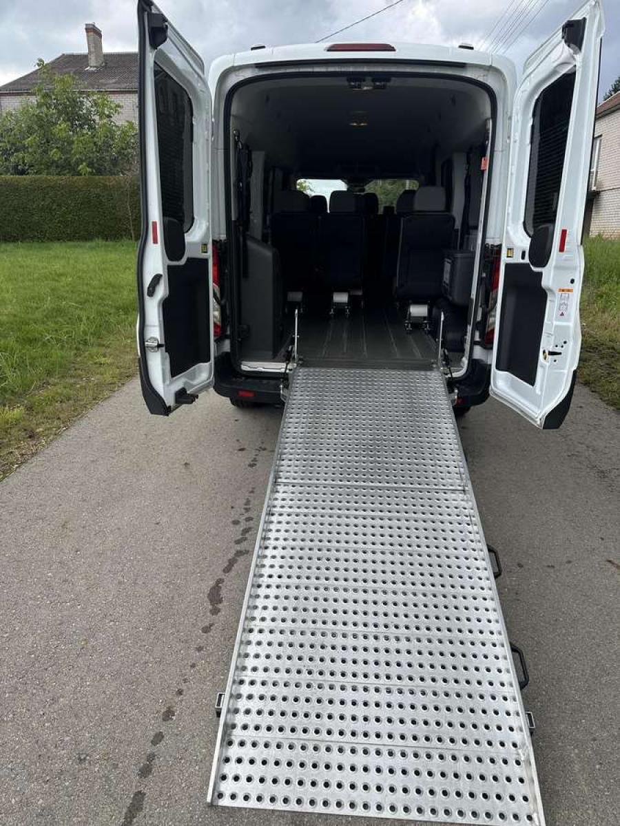 White Ford Transit 2022 in Kelme, with an engine capacity of 2.00 L and mileage of 260 thousand km for 15999 €, photo 7 on AUTOMOTO.COM.LV