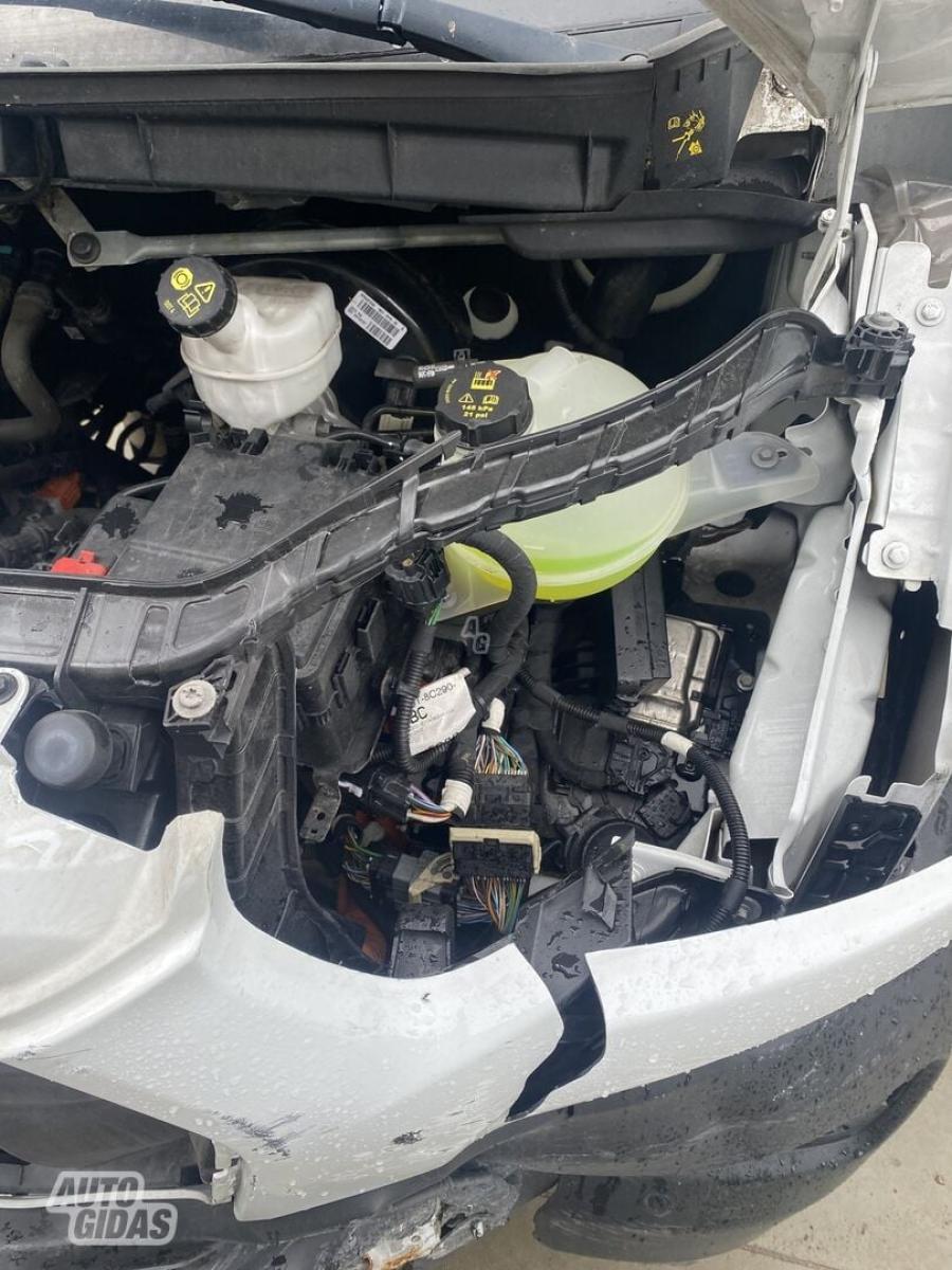 White Ford Transit 2023 in Kaunas, with an engine capacity of 0.00 L and mileage of 74 thousand km for 16389 €, photo 6 on AUTOMOTO.COM.LV