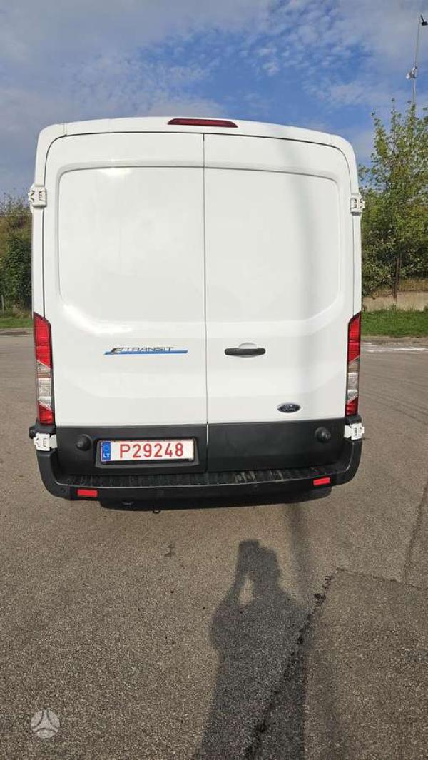Balts Ford Transit 2023 Telšiai, ar dzinēja tilpumu 0.00 L un nobraukumu 88 tūkst. km par 24321 €, foto 4 vietnē AUTOMOTO.COM.LV