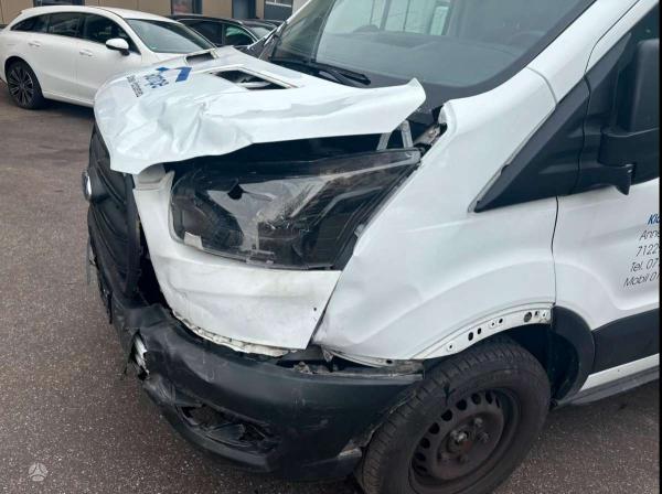 Ford Transit 2023 Kauņa vietnē Balts Ford Transit 2023 Kauņa, ar dzinēja tilpumu 2.00 L un nobraukumu 36 tūkst. km par 10285 €, foto 5 vietnē AUTOMOTO.COM.LV
