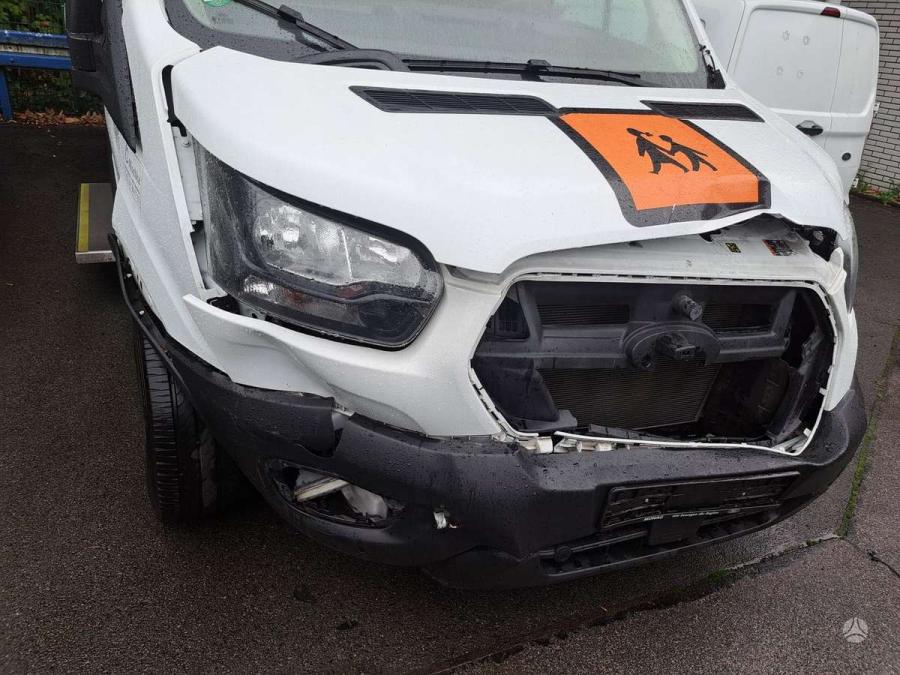 Balts Ford Transit 2024 Marijampole, ar dzinēja tilpumu 2.00 L un nobraukumu 38 tūkst. km par 19500 €, foto 4 vietnē AUTOMOTO.COM.LV