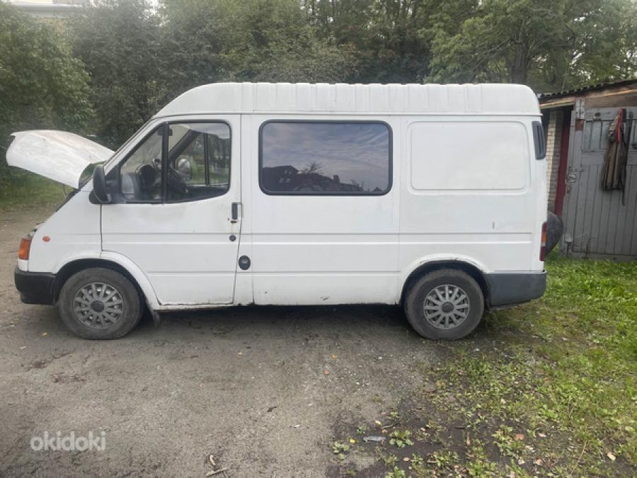 White Ford Transit 2000 in Tallinn, with an engine capacity of 2.50 L and mileage of 196 thousand km for 890 €, photo 1 on AUTOMOTO.COM.LV