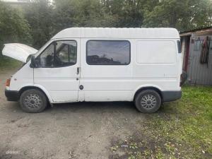 White Ford Transit 2000 in Tallinn, with an engine capacity of 2.50 L and mileage of 196 thousand km for 890 €, photo 8 on AUTOMOTO.COM.LV