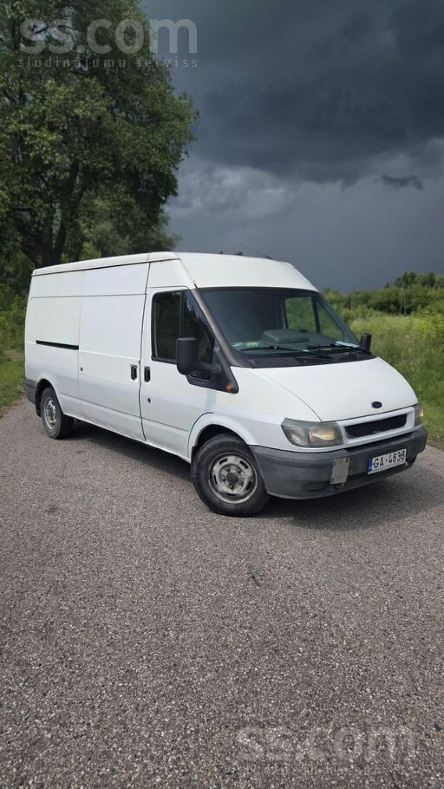Balts Ford Transit 2001 Daugavpils, ar dzinēja tilpumu 2.40 L un nobraukumu 376 tūkst. km par 750 €, foto 1 vietnē AUTOMOTO.COM.LV