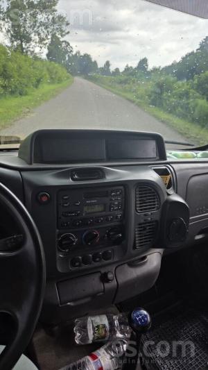 Balts Ford Transit 2001 Daugavpils, ar dzinēja tilpumu 2.40 L un nobraukumu 376 tūkst. km par 750 €, foto 3 vietnē AUTOMOTO.COM.LV