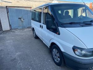 Balts Ford Transit 2002 Biržai, ar dzinēja tilpumu 2.00 L un nobraukumu 349 tūkst. km par 2500 €, foto 6 vietnē AUTOMOTO.COM.LV