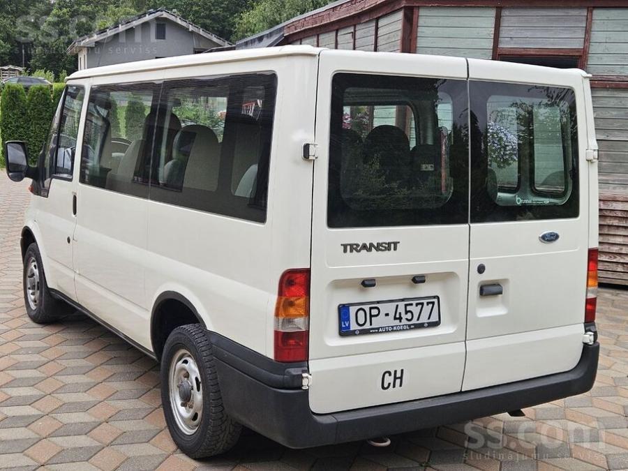 White Ford Transit 2003 in Talsi, with an engine capacity of 2.00 L and mileage of 106 thousand km for 3599 €, photo 4 on AUTOMOTO.COM.LV