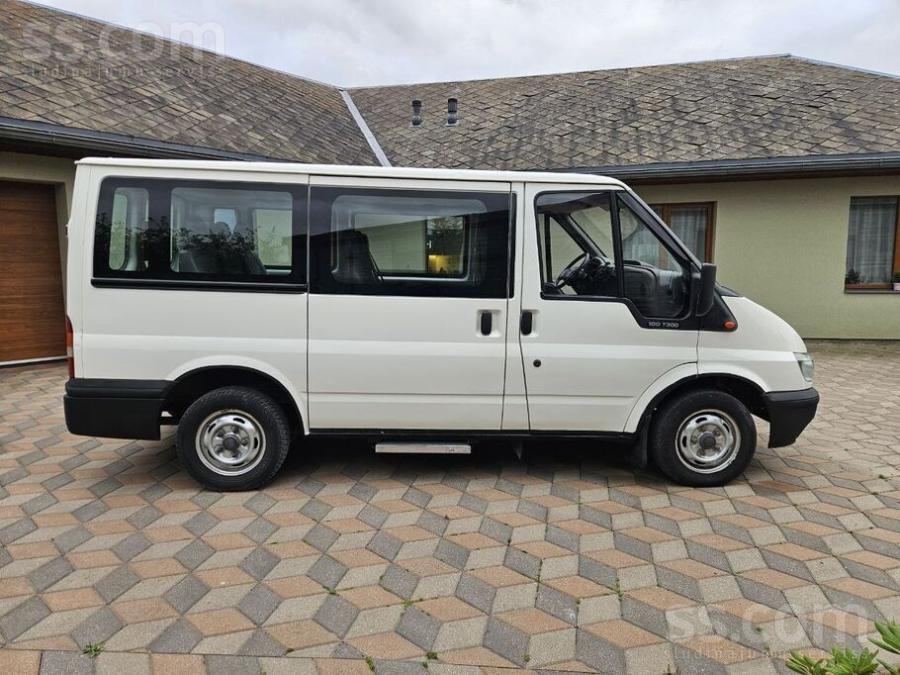 White Ford Transit 2003 in Talsi, with an engine capacity of 2.00 L and mileage of 106 thousand km for 3599 €, photo 7 on AUTOMOTO.COM.LV