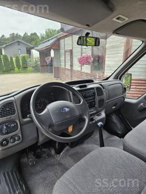 White Ford Transit 2003 in Talsi, with an engine capacity of 2.00 L and mileage of 106 thousand km for 3599 €, photo 11 on AUTOMOTO.COM.LV
