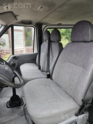 White Ford Transit 2003 in Talsi, with an engine capacity of 2.00 L and mileage of 106 thousand km for 3599 €, photo 12 on AUTOMOTO.COM.LV