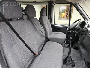 White Ford Transit 2003 in Talsi, with an engine capacity of 2.00 L and mileage of 106 thousand km for 3599 €, photo 14 on AUTOMOTO.COM.LV