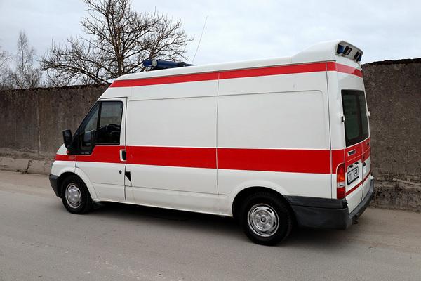 Balts Ford Transit 2003 Tallina, ar dzinēja tilpumu 2.00 L un nobraukumu 469 tūkst. km par 2499 €, foto 4 vietnē AUTOMOTO.COM.LV