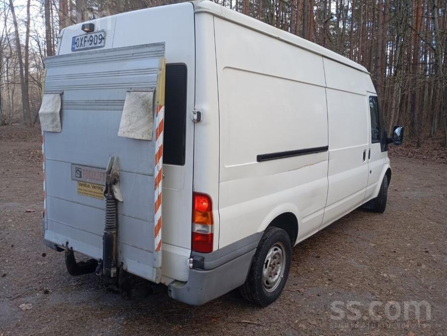 White Ford Transit 2003 in Riga, with an engine capacity of 2.00 L and mileage of 264 thousand km for 1000 €, photo 3 on AUTOMOTO.COM.LV