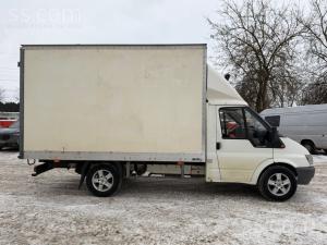 White Ford Transit 2005 in Riga, with an engine capacity of 2.40 L and mileage of 288 thousand km for 4990 €, photo 4 on AUTOMOTO.COM.LV
