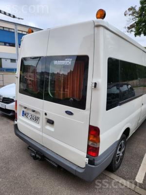 Balts Ford Transit 2005 Daugavpils, ar dzinēja tilpumu 2.00 L un nobraukumu 810 tūkst. km par 2000 €, foto 5 vietnē AUTOMOTO.COM.LV