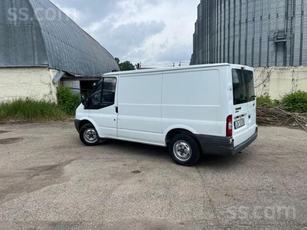 Balts Ford Transit 2006 Jelgava, ar dzinēja tilpumu 2.20 L un nobraukumu 192 tūkst. km par 2900 €, foto 2 vietnē AUTOMOTO.COM.LV