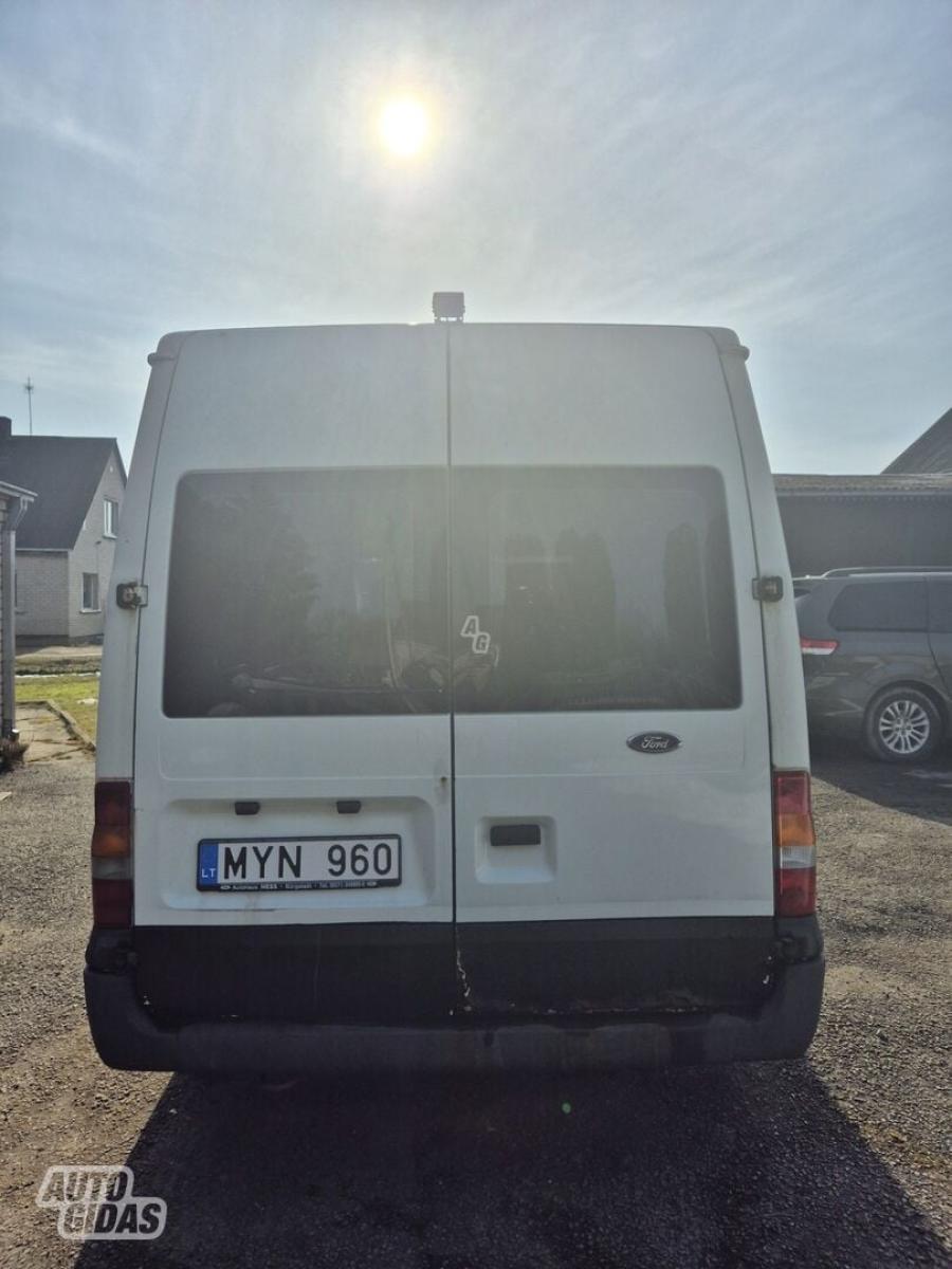 White Ford Transit 2006 in Prienai, with an engine capacity of 2.00 L and mileage of 387 thousand km for 1400 €, photo 3 on AUTOMOTO.COM.LV